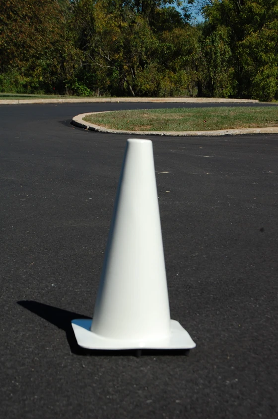 white 18 inch flow molded traffic cone | CW18 | TrafficCones.com
